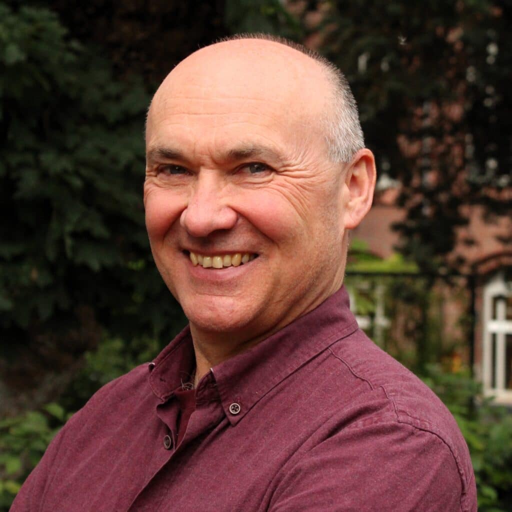 Michael Holmes - ESPOL